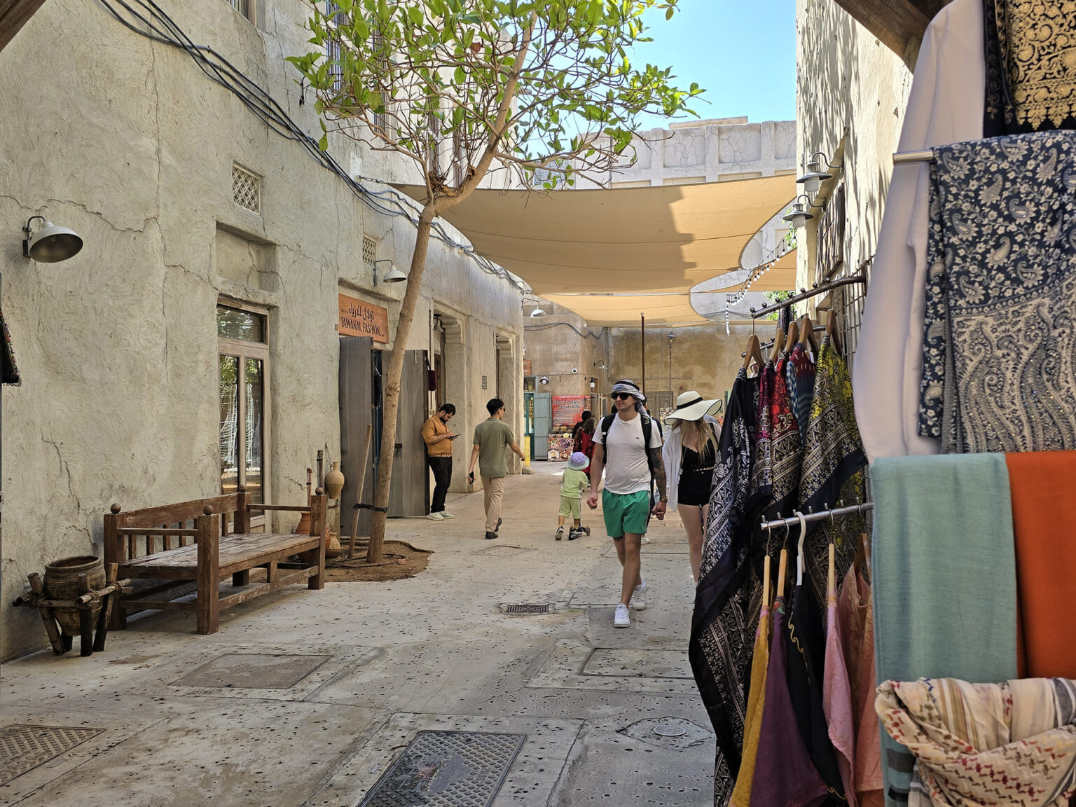 Discover The Carpets and Sadu in UAE | Travel Indigenous